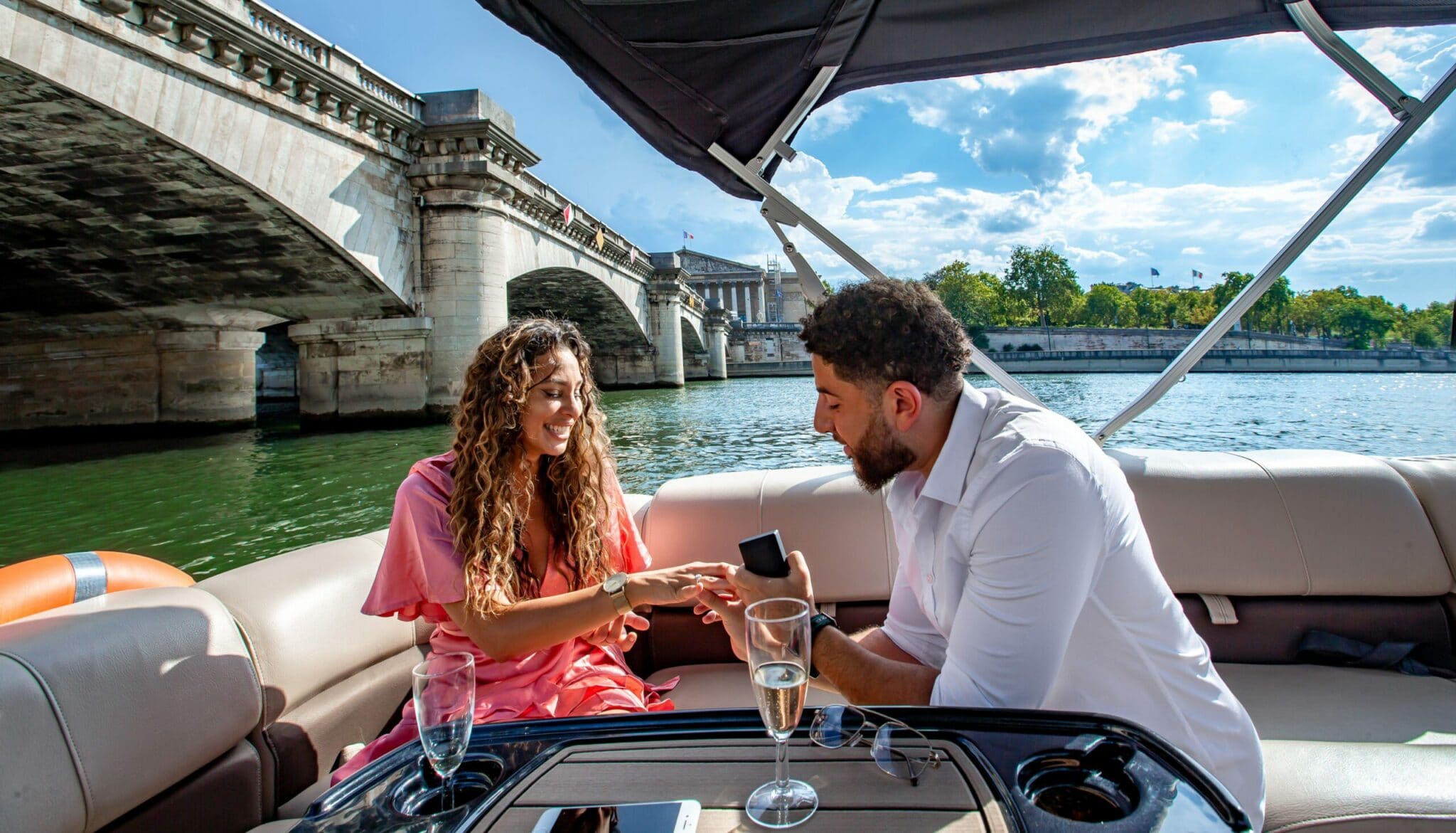 Secret Boat Proposal - Chouettelove Wedding Photographer, Paris